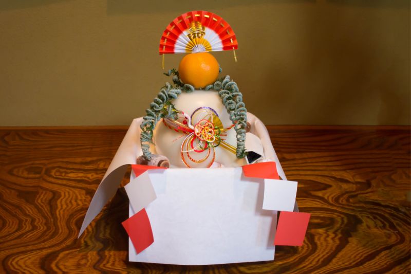 Kagami Mochi - Bánh gạo linh thiêng dâng lên vị thần Năm mới tại Nhật